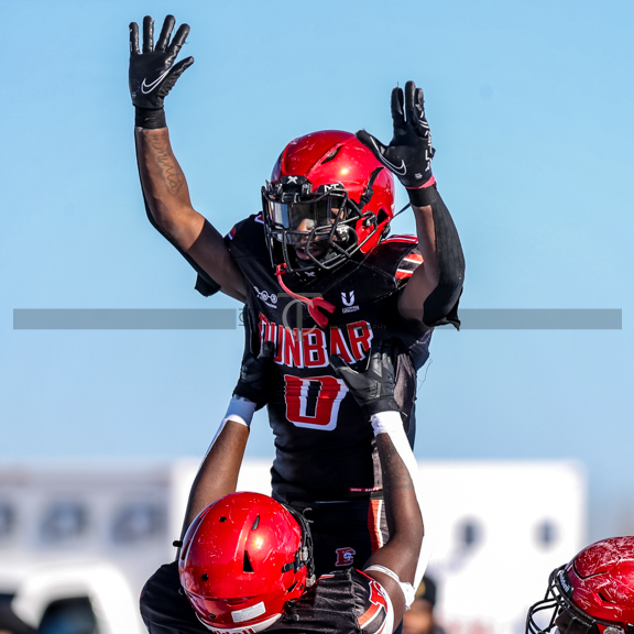 Dunbar Defeats Ballou to Claim the Turkey Bowl - DCSportsFan